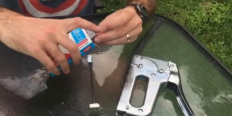 How to Load an Arrow T50 Staple Gun? – MachineryFast